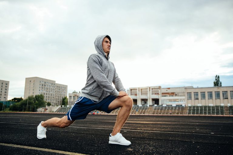 5 Reasons to Do Bodyweight Lunges Every Day