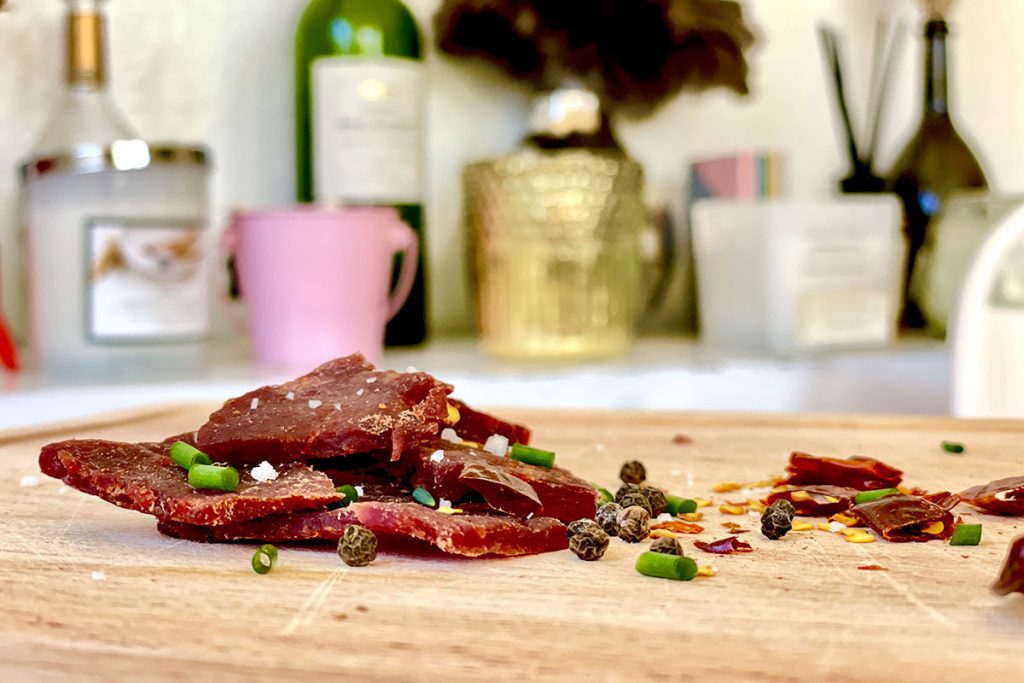 Biltong Review : A healthy snack that can help you grow your muscle mass
