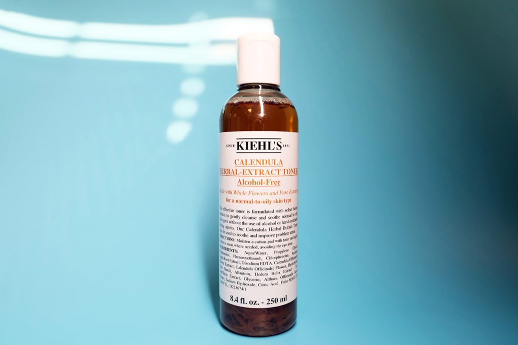 Kiehl's Calendula Herbal-Extract Toner: to cleanse the skin